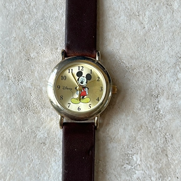 Disney | Accessories | Disney Mickey Mouse Lady | Poshmark